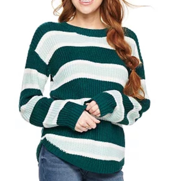 SO | Sweaters | Juniors So Cozy Shirttail Hem Sweater | Poshmark